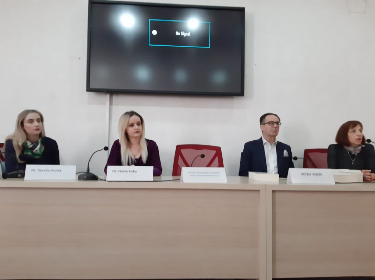 Takim me përkthyesen vitit 2021,Dr. Flavia Kaba